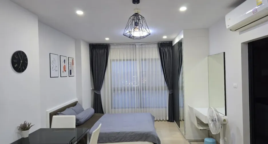 For rent 1 bed condo in Thon Buri, Bangkok | Hipflat