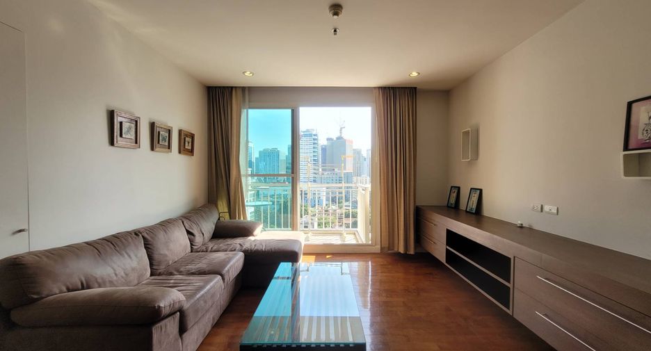For rent 2 bedrooms condo in Watthana, Bangkok | Hipflat