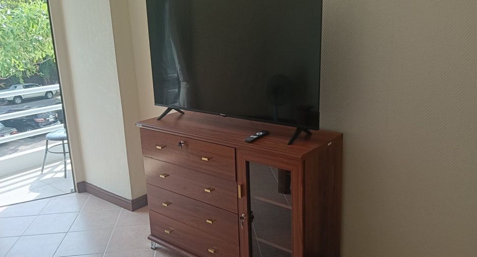 For sale 1 bed condo in Bang Lamung, Chonburi | Hipflat