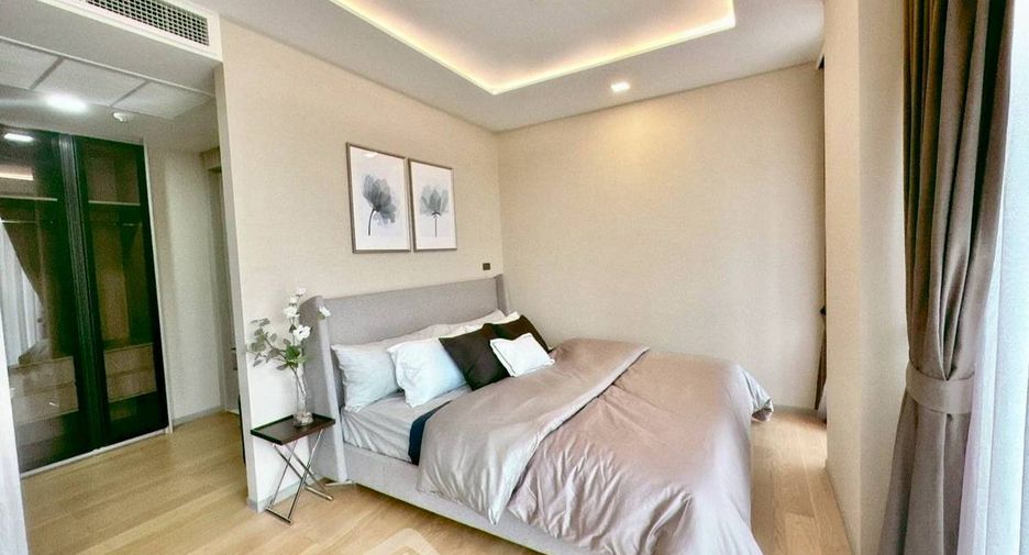 For rent 3 bedrooms condo in Watthana, Bangkok | Hipflat