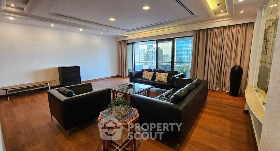 For rent 3 bedrooms condo in Watthana, Bangkok | Hipflat