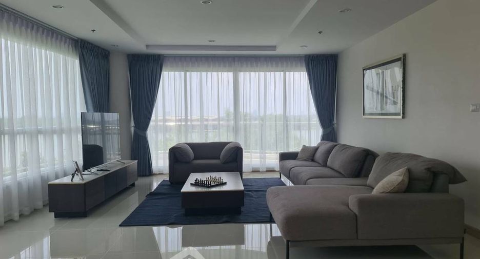 For rent 3 bedrooms condo in Yan Nawa, Bangkok | Hipflat