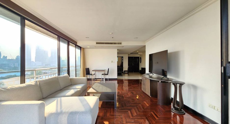 For rent 2 bedrooms condo in Khlong Toei, Bangkok | Hipflat