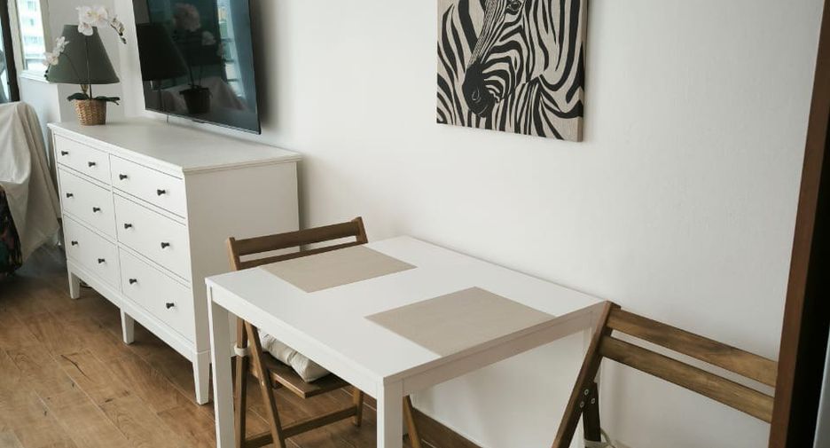 For sale 1 bed condo in Bang Lamung, Chonburi | Hipflat