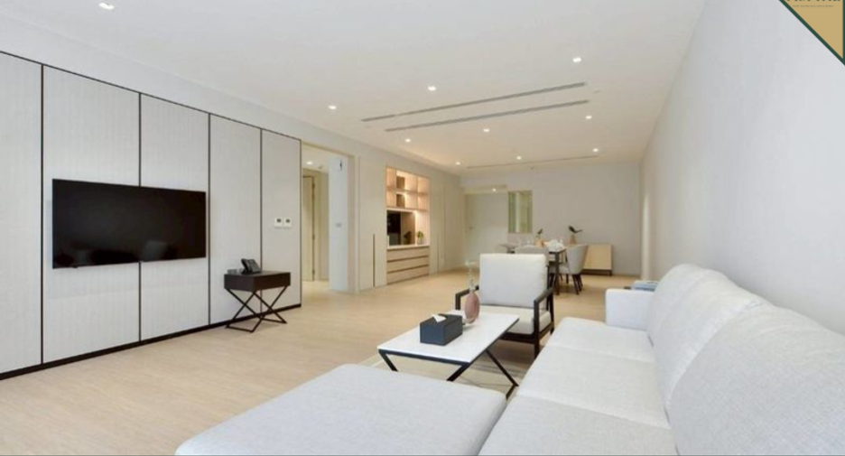 For rent 3 bedrooms condo in Khlong Toei, Bangkok | Hipflat