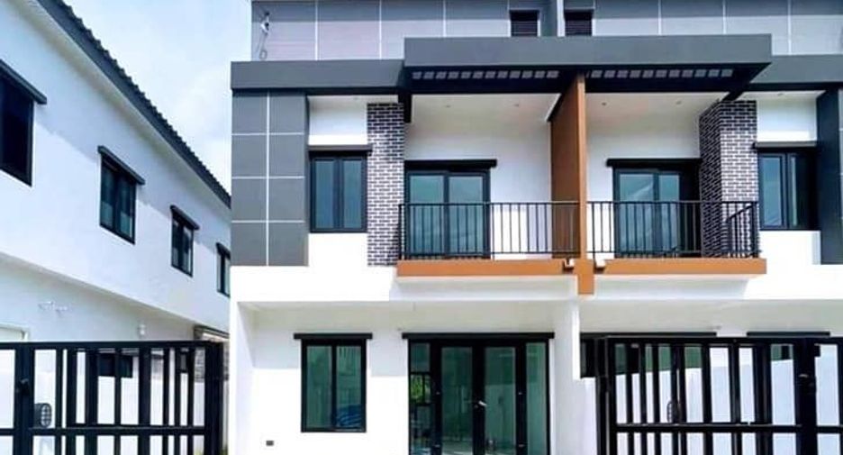 Ratcha Green - Condo in Bang Yai | Hipflat