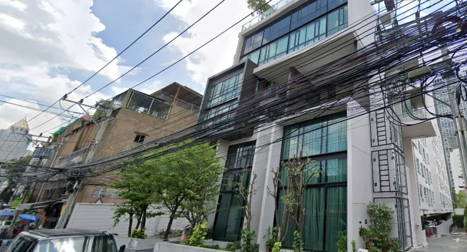 Condolette Light Convent - Condo in Sathon | Hipflat