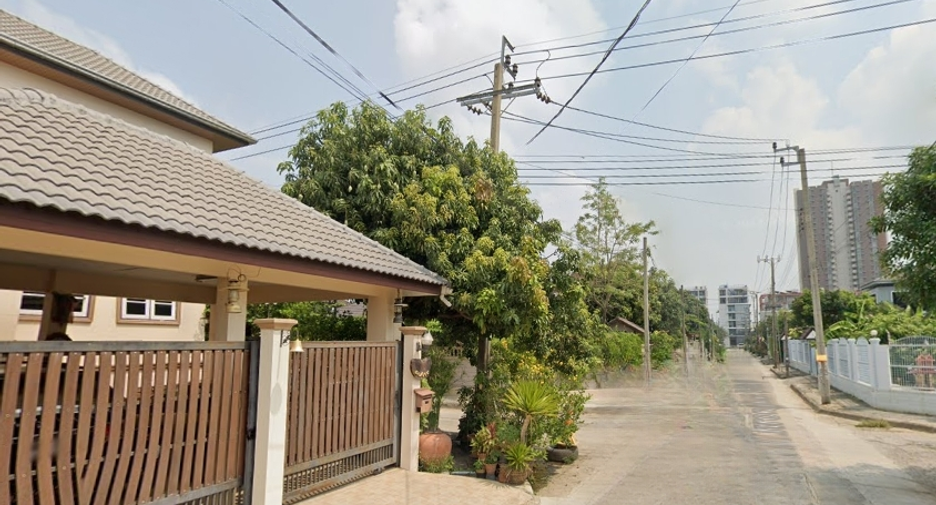 Mueang Thong Thani 3 - Condo in Pak Kret | Hipflat