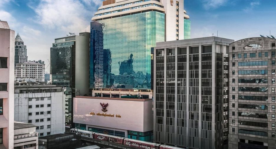 CP Tower 1 (Silom) - Condo in Bang Rak | Hipflat