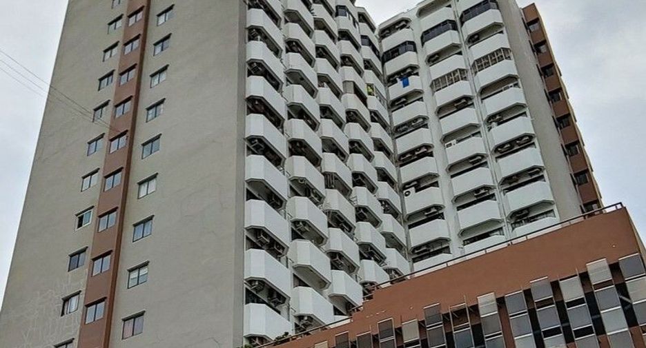 Central Ratchayothin Park - Condo in Chatuchak | Hipflat