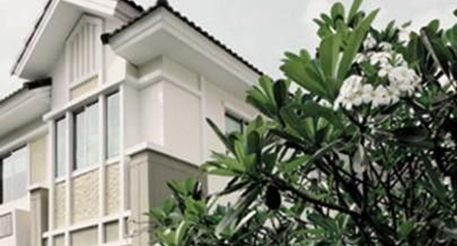 Pruksa Ville Phetkasem 110 - Condo in Nong Khaem | Hipflat