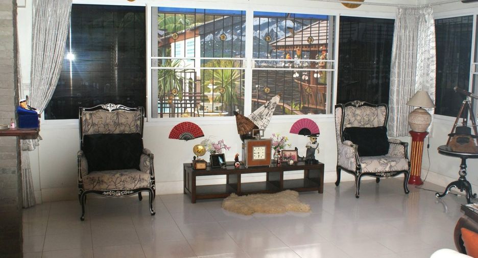 Burapha Village - Condo in Bang Saray | Hipflat