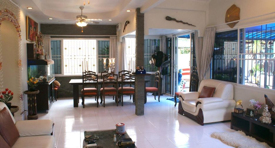 Burapha Village - Condo in Bang Saray | Hipflat