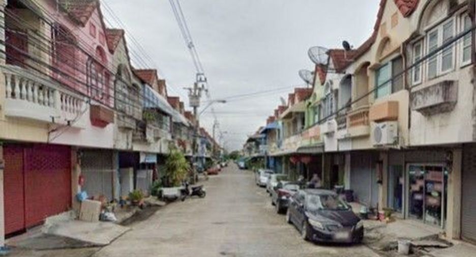 Preecha 9 (ปรีชา 9) - คอนโดมิเนียม ใน มีนบุรี | Hipflat