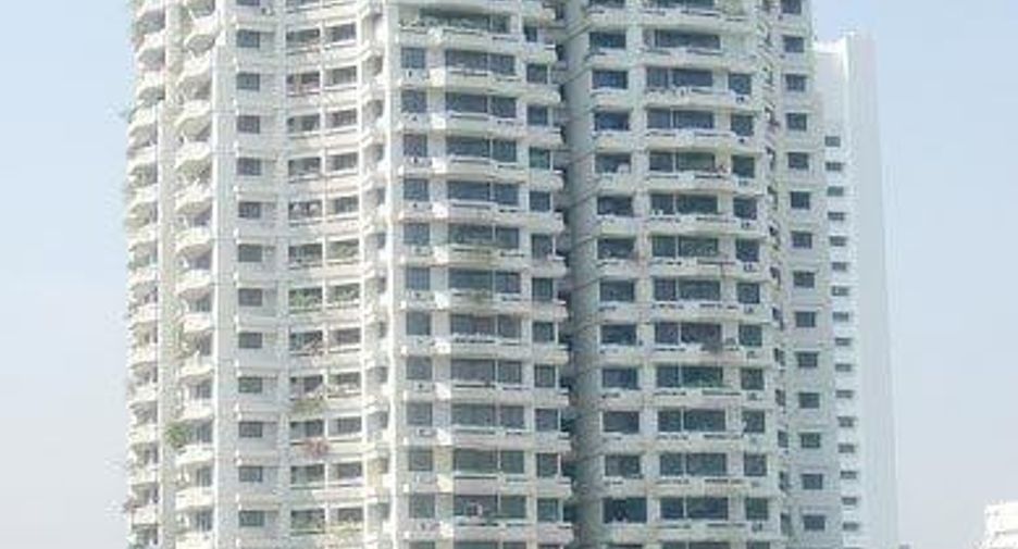 Trinity Complex - Condo in Sathon | Hipflat