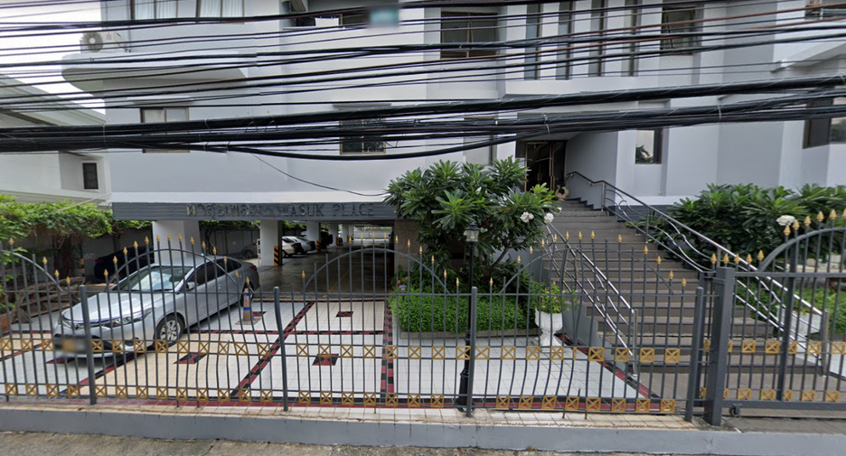 Phasuk Place - Condo in Phaya Thai | Hipflat