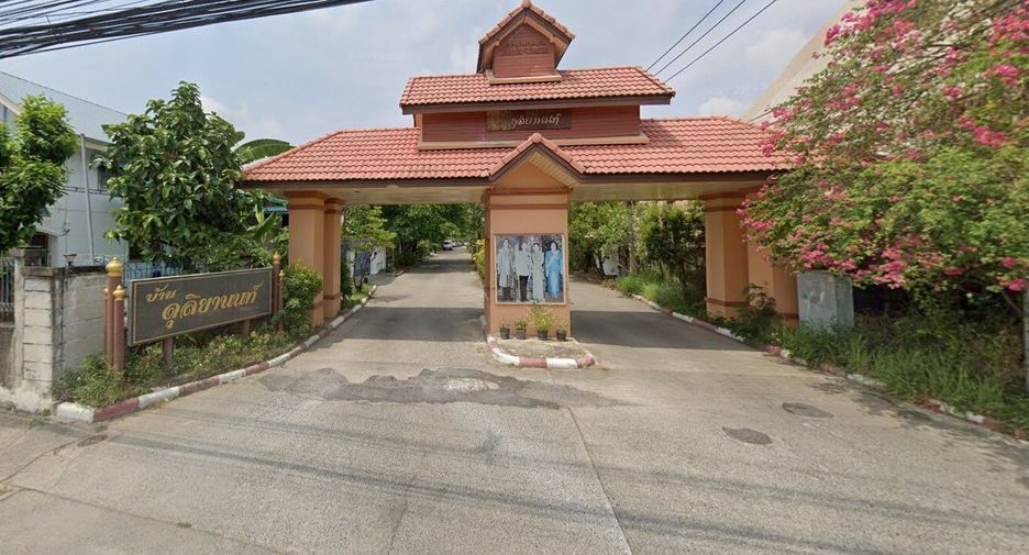 Baan Duliyanon - Condo in Mueang Nonthaburi | Hipflat