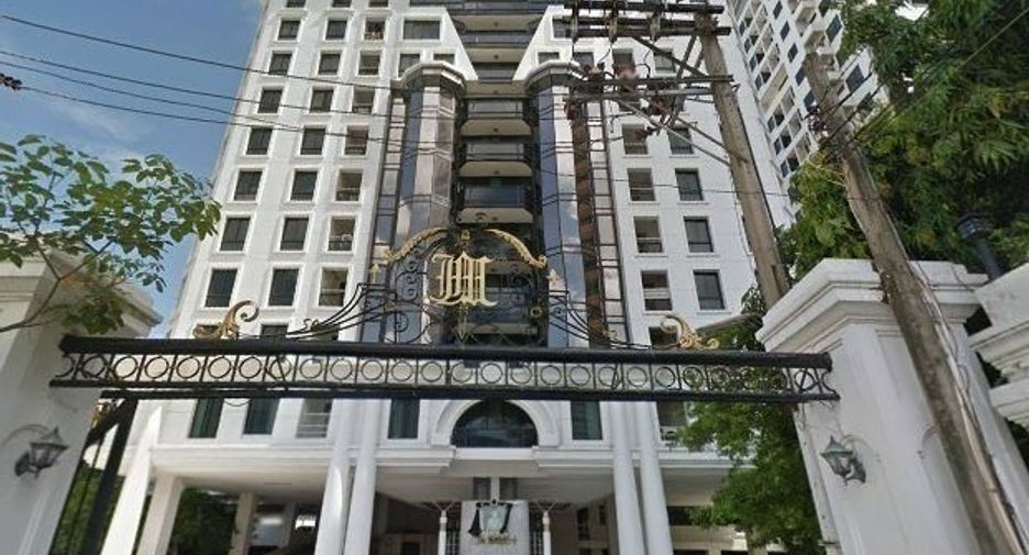 Vanicha Park Langsuan - Condo in Pathum Wan | Hipflat