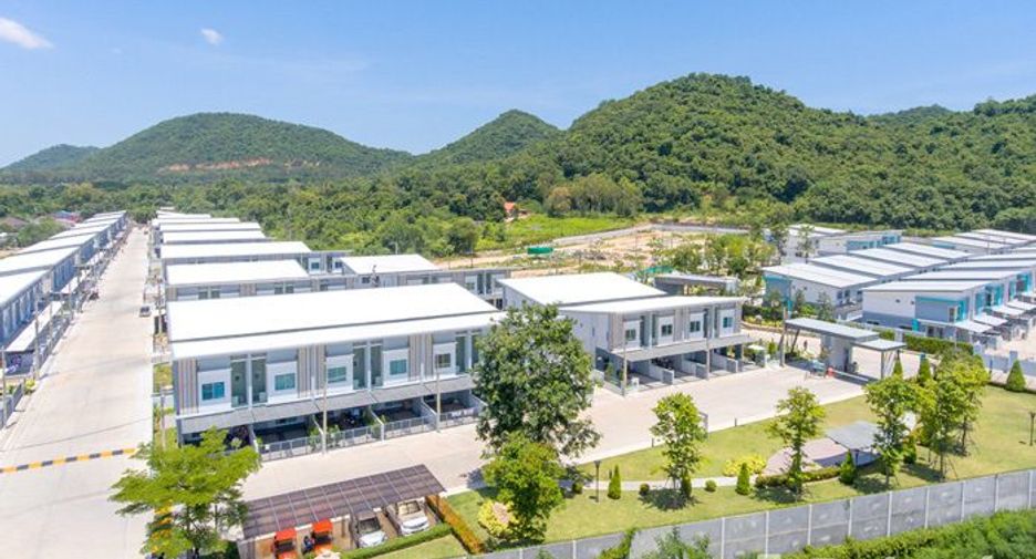 The Mix Town - Condo in Si Racha | Hipflat