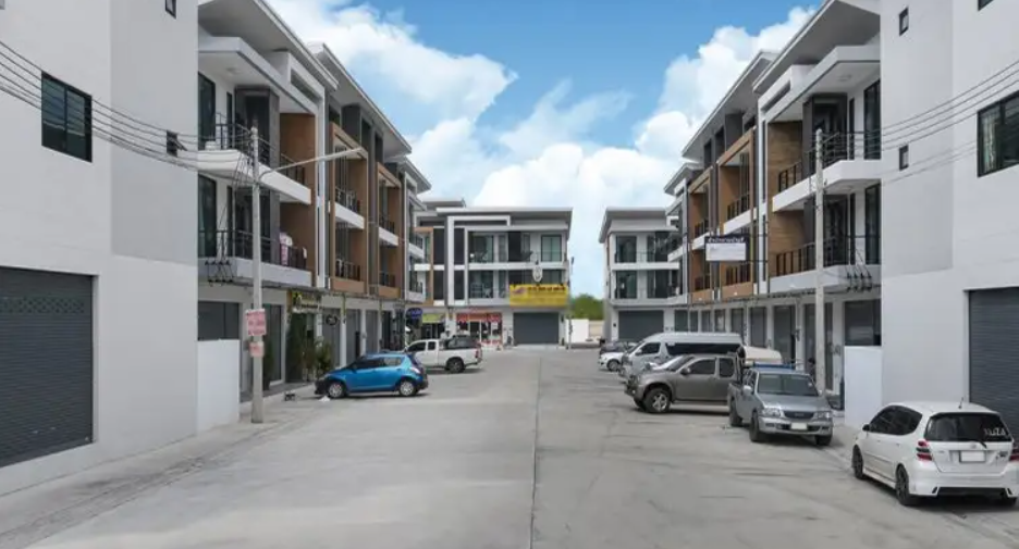 D Complex Si Racha - Nikhom Pinthong 1 (D-Complex Sriracha-Nikom ...