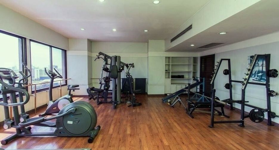 Asoke Tower - Condo in Watthana | Hipflat