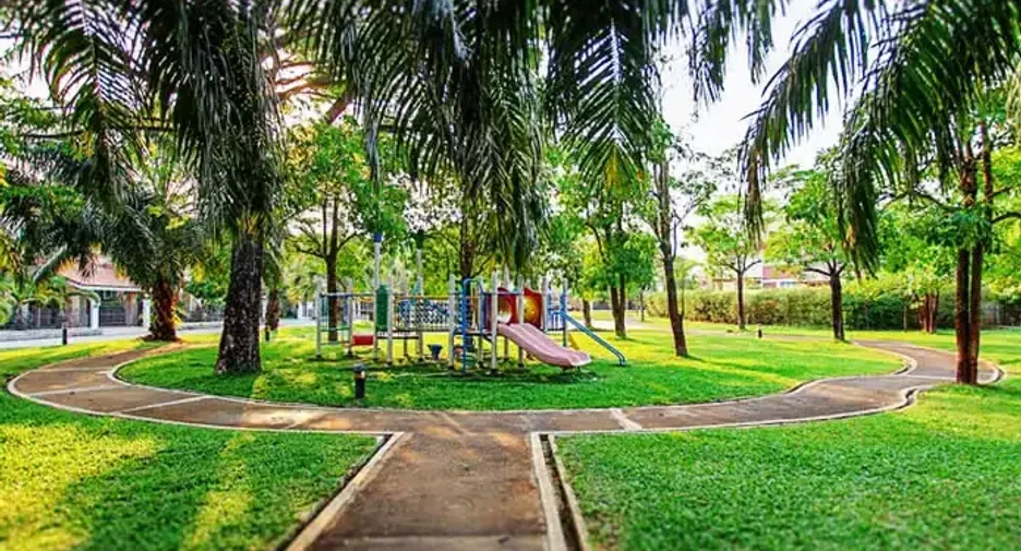 The Oriental (Regent 3)- Condo in Saraphi | Hipflat