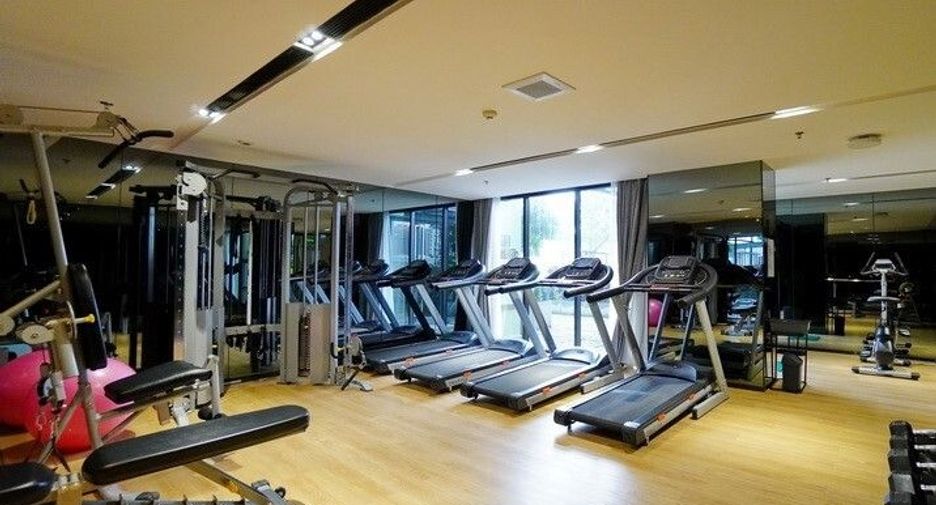 Regal Condo Sathorn - Naradhiwas- Condo in Yan Nawa | Hipflat