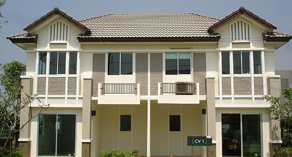 Pruksa Ville Pinklao-Wongwaen 2 - Condo in Bang Kruai | Hipflat